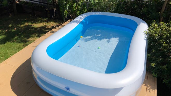 プライベート プールで遊ぼう‼️都会避暑地南向き高台の広いリビング付きのガーデンで❗️の写真1