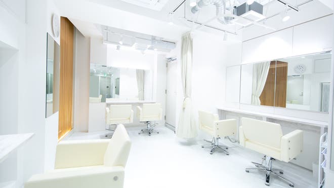 【銀座:新橋】新築のビルで清潔感がありとてもキレイ✨✨ヘアセットの練習(設備充実)、動画撮影も◎Wi-Fi◎の写真3