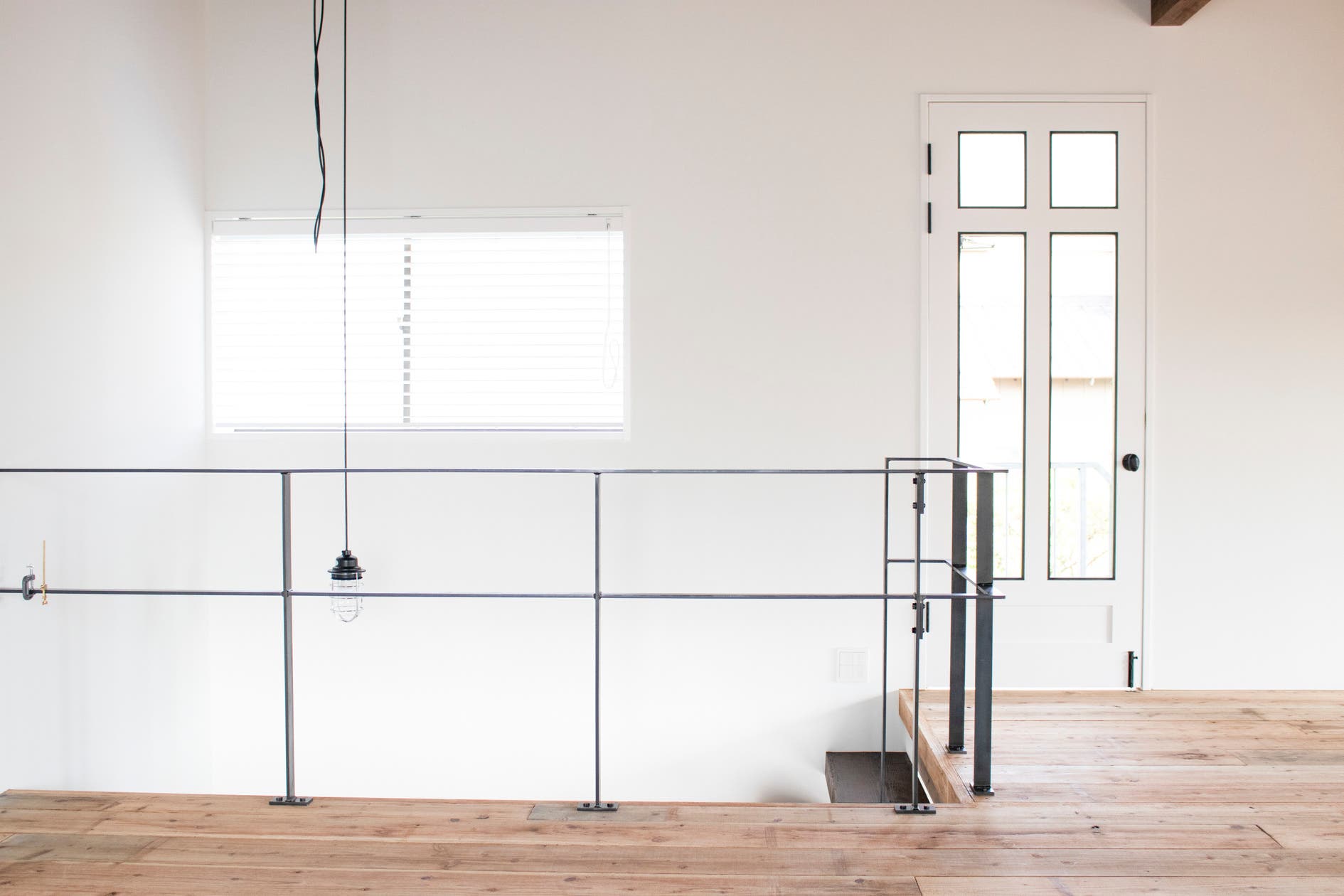 『スタジオフィールド』絵になる階段のある、庭付き自然光撮影スタジオ！インタビュー撮影、商品撮影などにの写真16