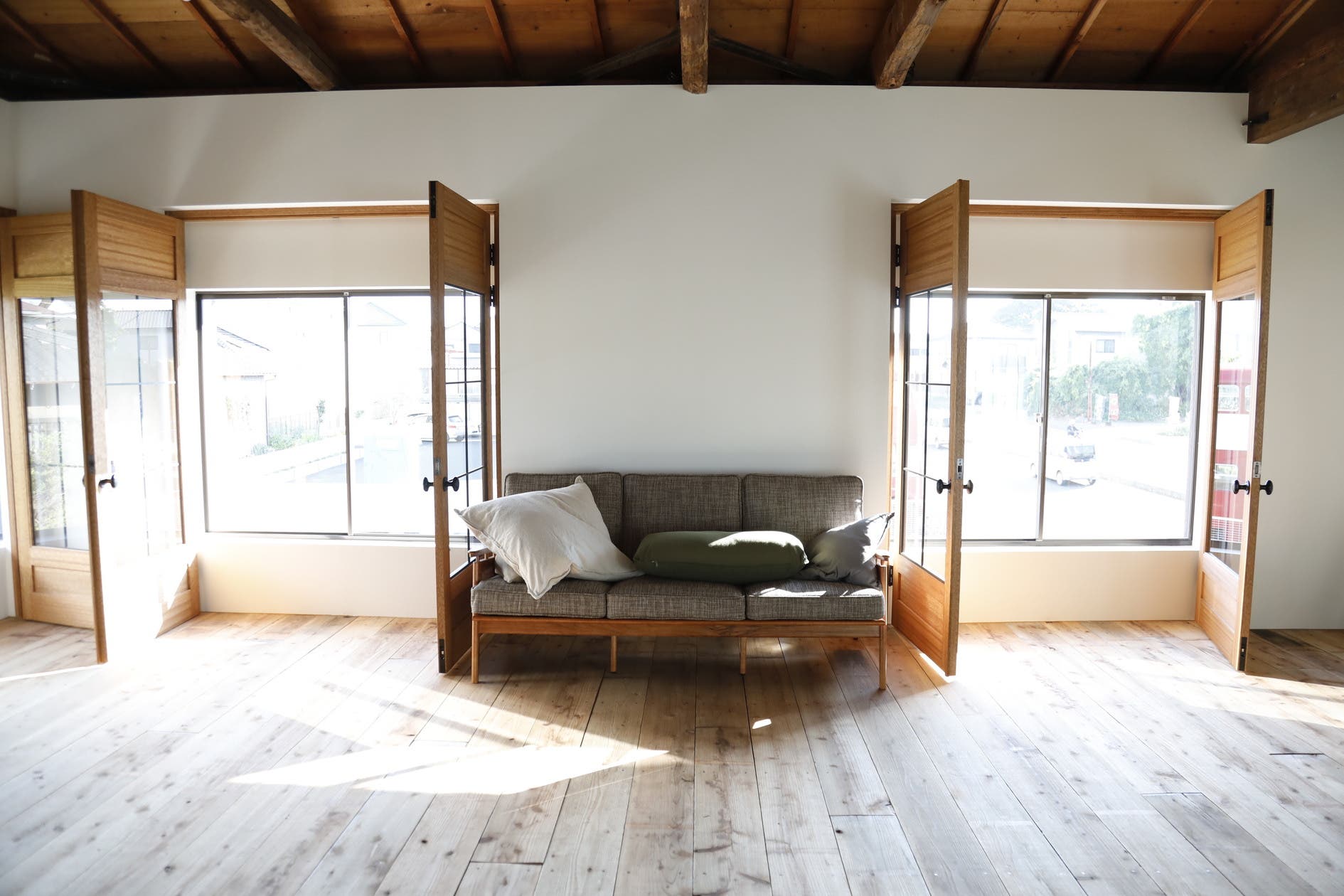 『スタジオフィールド』絵になる階段のある、庭付き自然光撮影スタジオ！インタビュー撮影、商品撮影などにの写真18