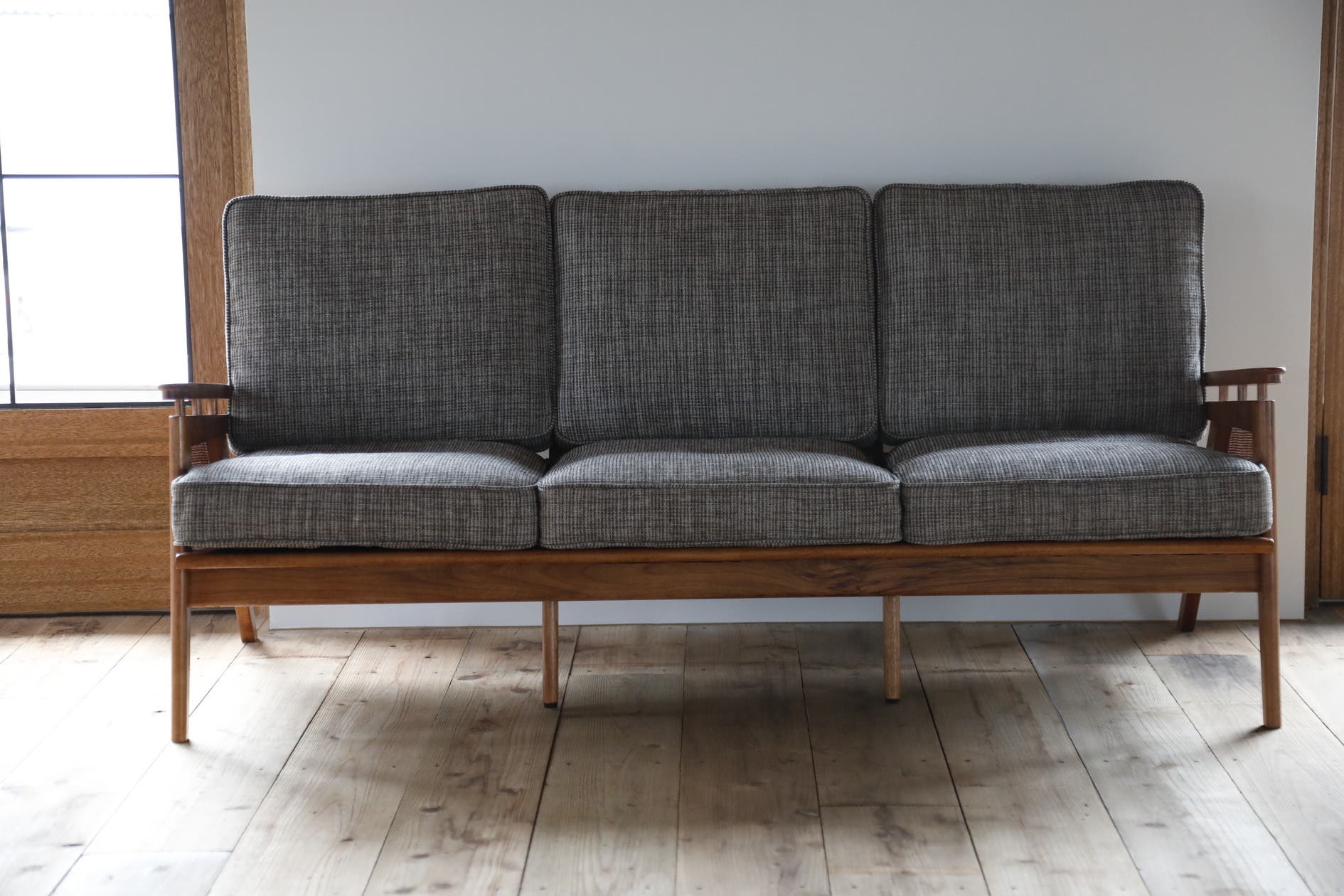 『スタジオフィールド』絵になる階段のある、庭付き自然光撮影スタジオ！インタビュー撮影、商品撮影などにの写真25