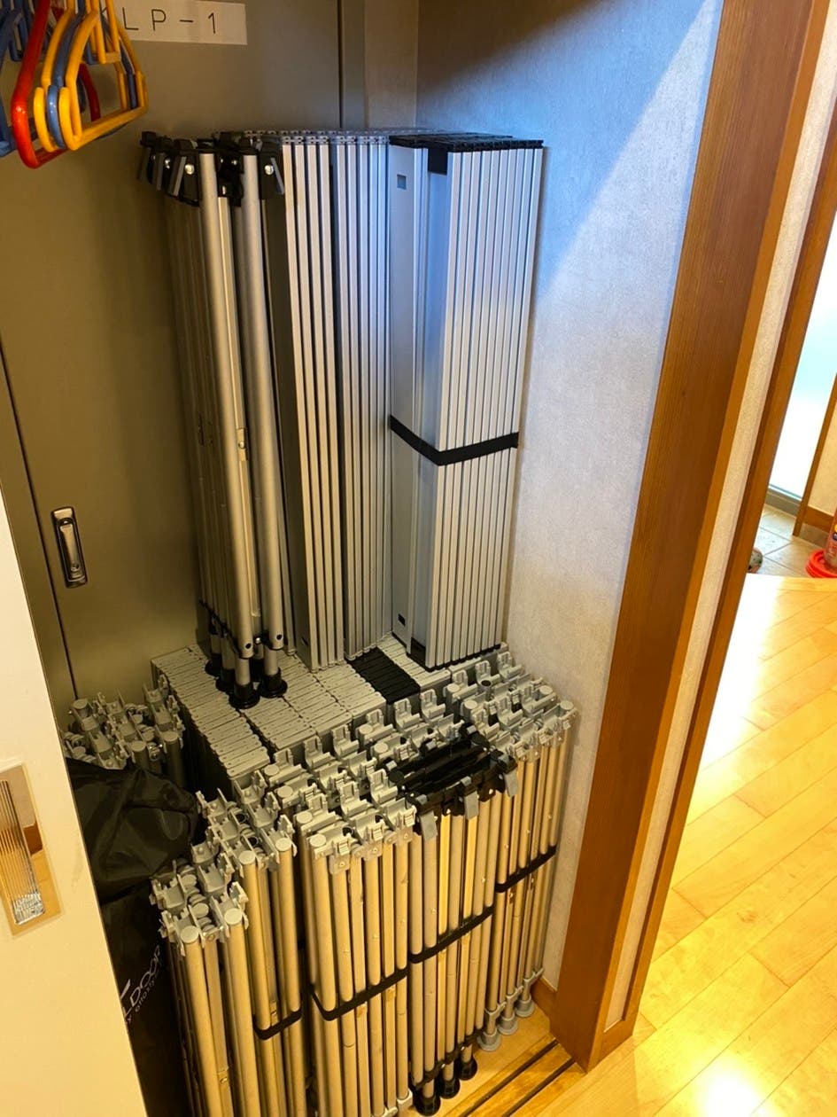 折りたたみテーブルの画像1