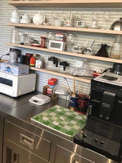 緑の自然に囲まれたカフェスペース🌿ホームパーティーやお料理教室などに！の写真8