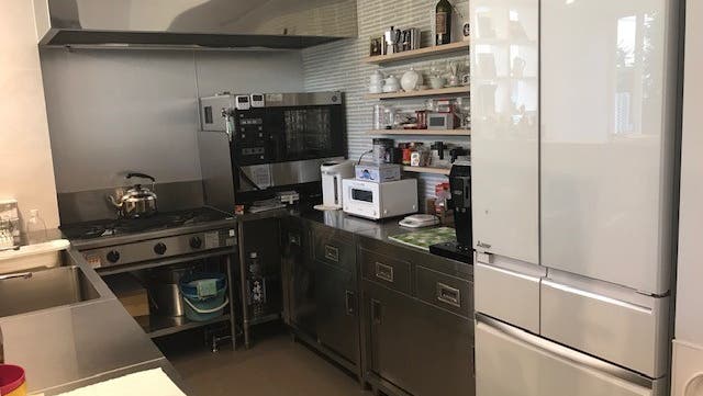 緑の自然に囲まれたカフェスペース🌿ホームパーティーやお料理教室などに!の写真9