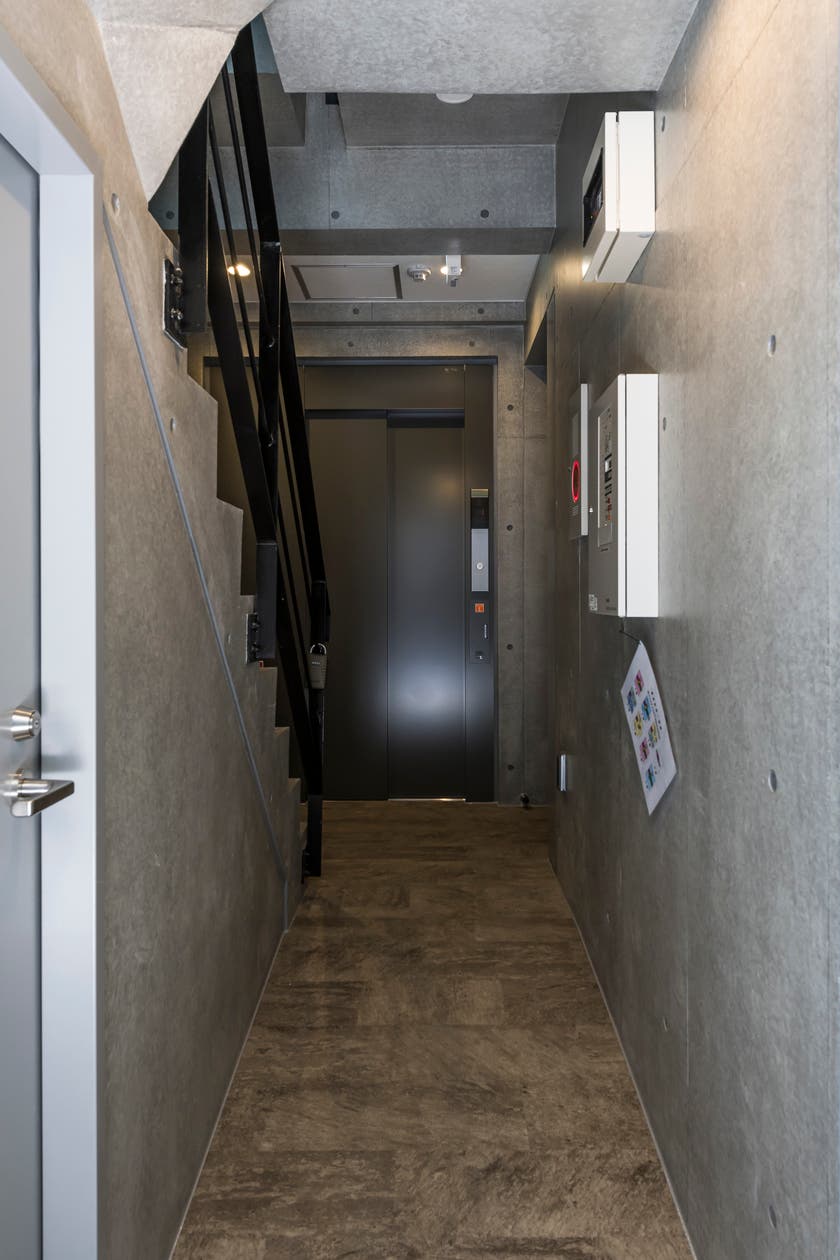 [新橋・風通しの良い屋上プライベート空間] 少人数の飲み会やイベント、作業や屋外会議に！感染対策万全！の写真9