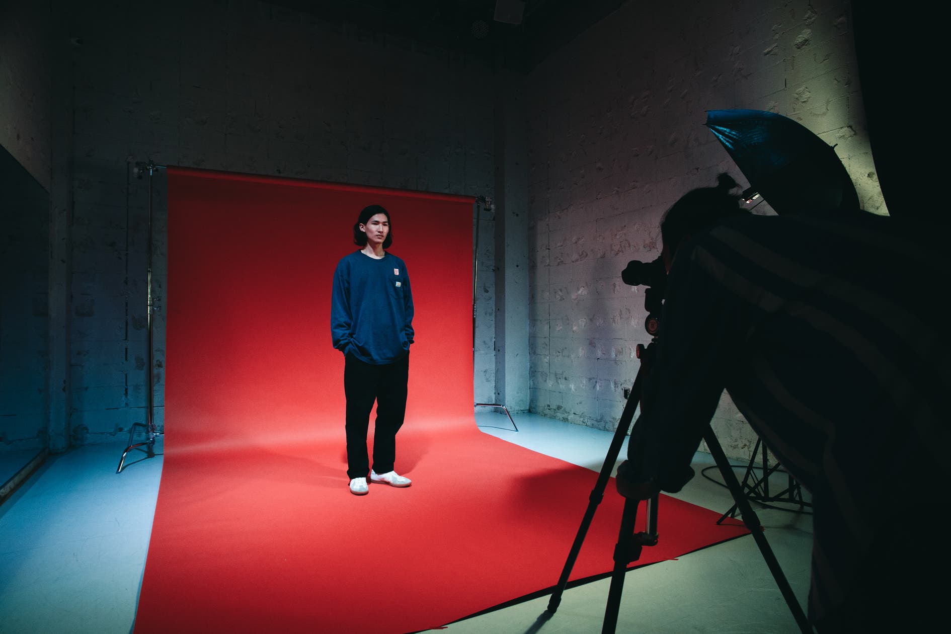 ベストホスト運営✨ 天高5m駅30秒の格安撮影スタジオ！各種撮影用照明、黒バック、グリーンバック、有線LAN完備！の写真6