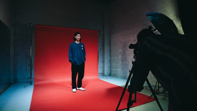 ベストホスト運営✨ 天高5m駅30秒の格安撮影スタジオ!各種撮影用照明、黒バック、グリーンバック、有線LAN完備!の写真6