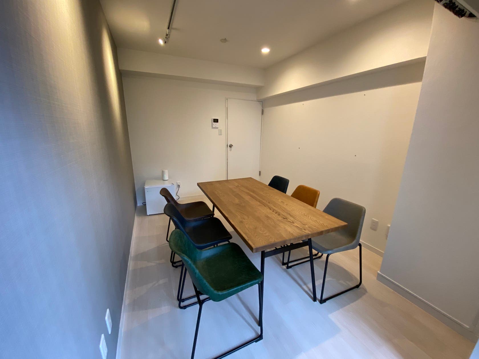 ⭐️SSS渋谷Ⅱ⭐️ハンズ前✨完全個室✨ナチュラル空間✨WiFi無料😝Amazonプライム🎥Nebulaプロジェクターの写真10