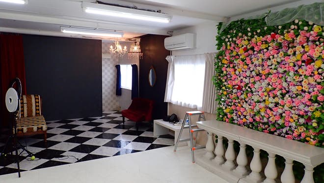 空調設備あり、着替え室あり、撮影ブースは6パターン以上!の写真2