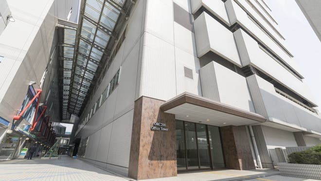 【弁天町駅直結】6名様用会議室#完全個室#ホワイトボード#テレワーク#ママ会#Bizcomfort大阪ベイタワーの写真1