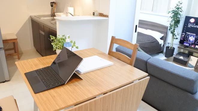 【名島駅より徒歩1分】(702)名島 SNS映え抜群のお部屋でゆっくり✨大型有機ELTVで映像鑑賞📺撮影・女子会・誕生日会にも📸の写真1