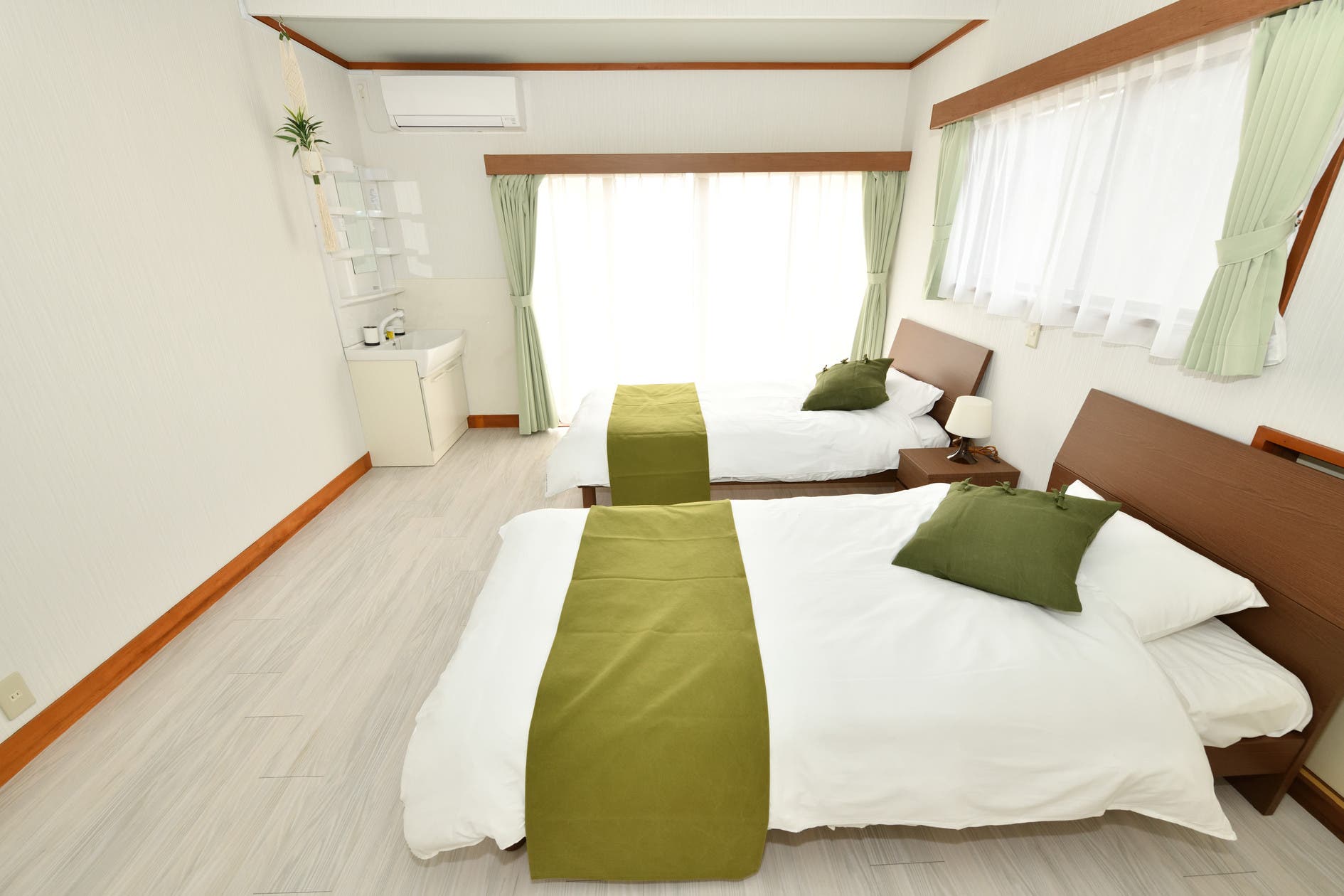 【鎌倉高校前駅徒歩8分！】広い庭付き2階建ての日本家屋の一軒家。の写真11