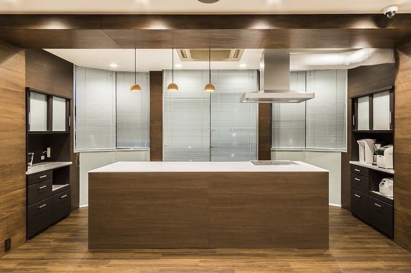 【Patia】曙橋駅から30秒の貸切キッチンスペース。木目調のオシャレな室内は調理設備が充実。パーティーや料理教室に最適です。の写真7