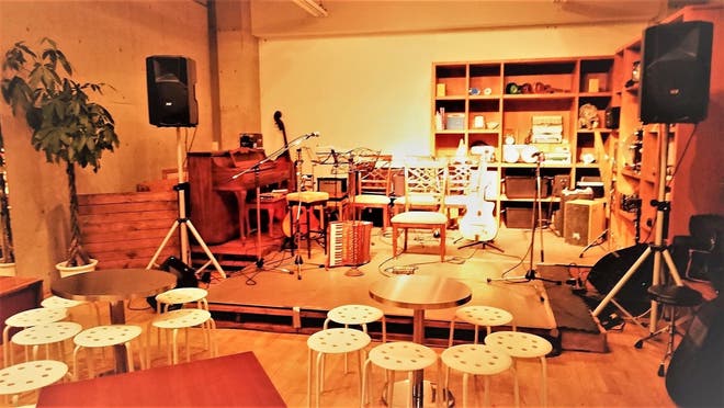 大名のフリースペース、ライブハウス。音響、照明あり。キッチンあります。各種撮影や、パーティや会議室利用だとお得です。の写真2