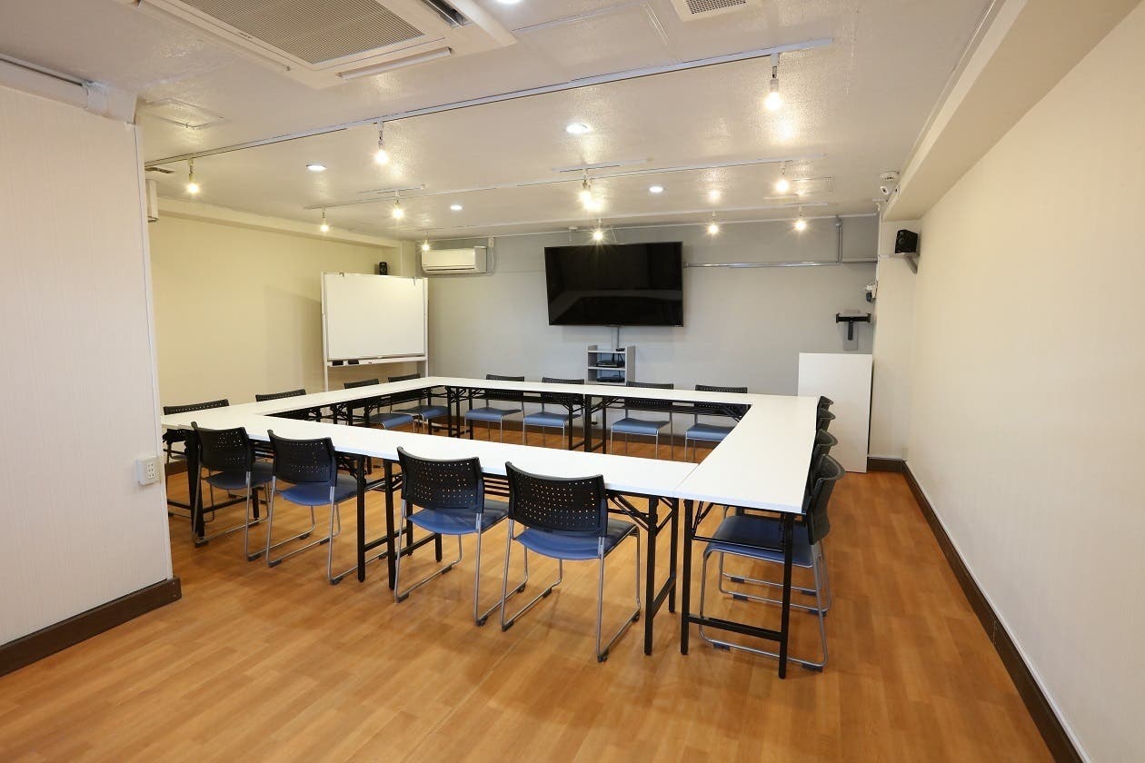 【池袋駅５分】創業6年の実績、清掃・消毒を徹底☆会議・研修・セミナー・商談・撮影・面接…設備も充実☆南池袋公園側の静かさの写真3