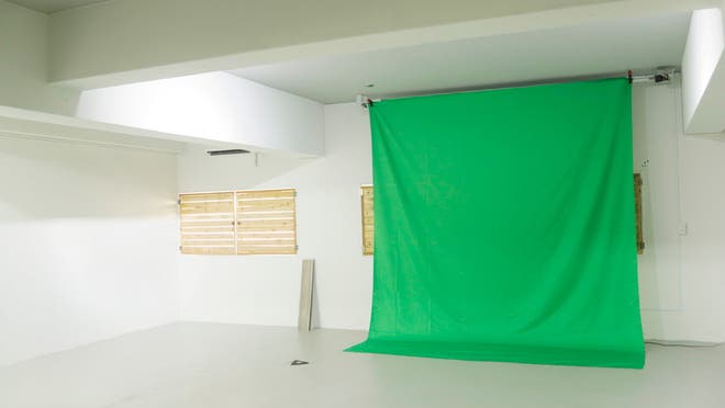 メイクスペース1箇所、自然光での撮影も可。 25坪の広々スペースです。の写真18