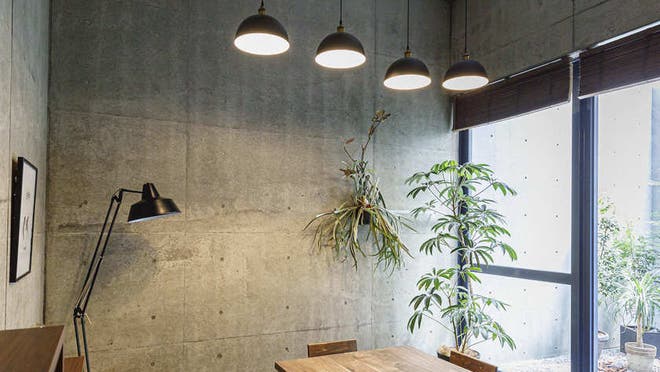 天高4m|屋外地下ガーデン|自然光|撮影・インタビュー・ワークショップ・イベント・パーティー等に最適なコンクリデザイン空間の写真12