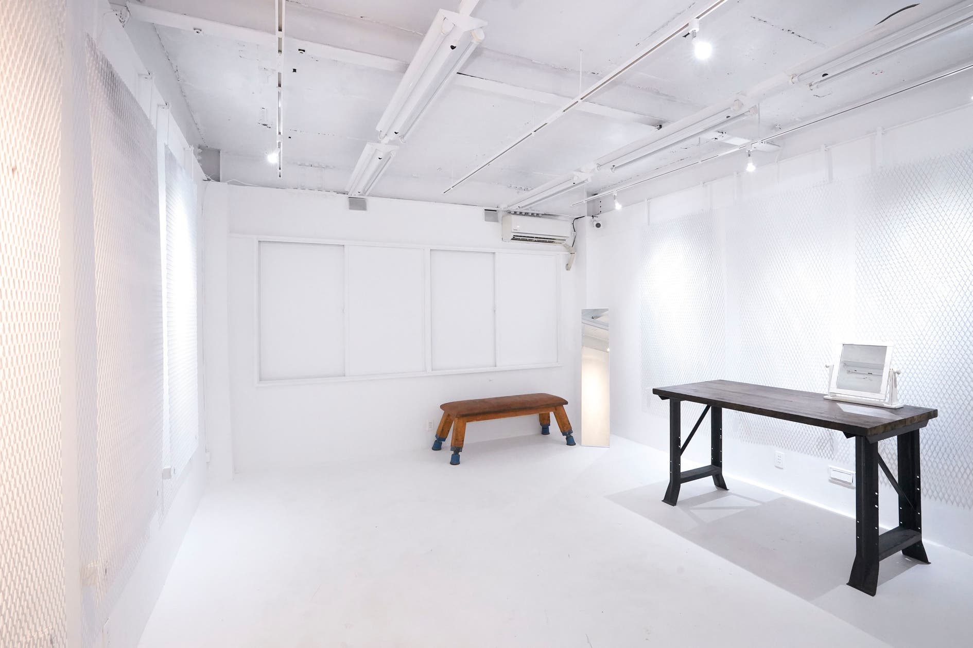 AREA32 SHOWCASE(スタジオ＆ギャラリー＆多目的スペース）の写真1