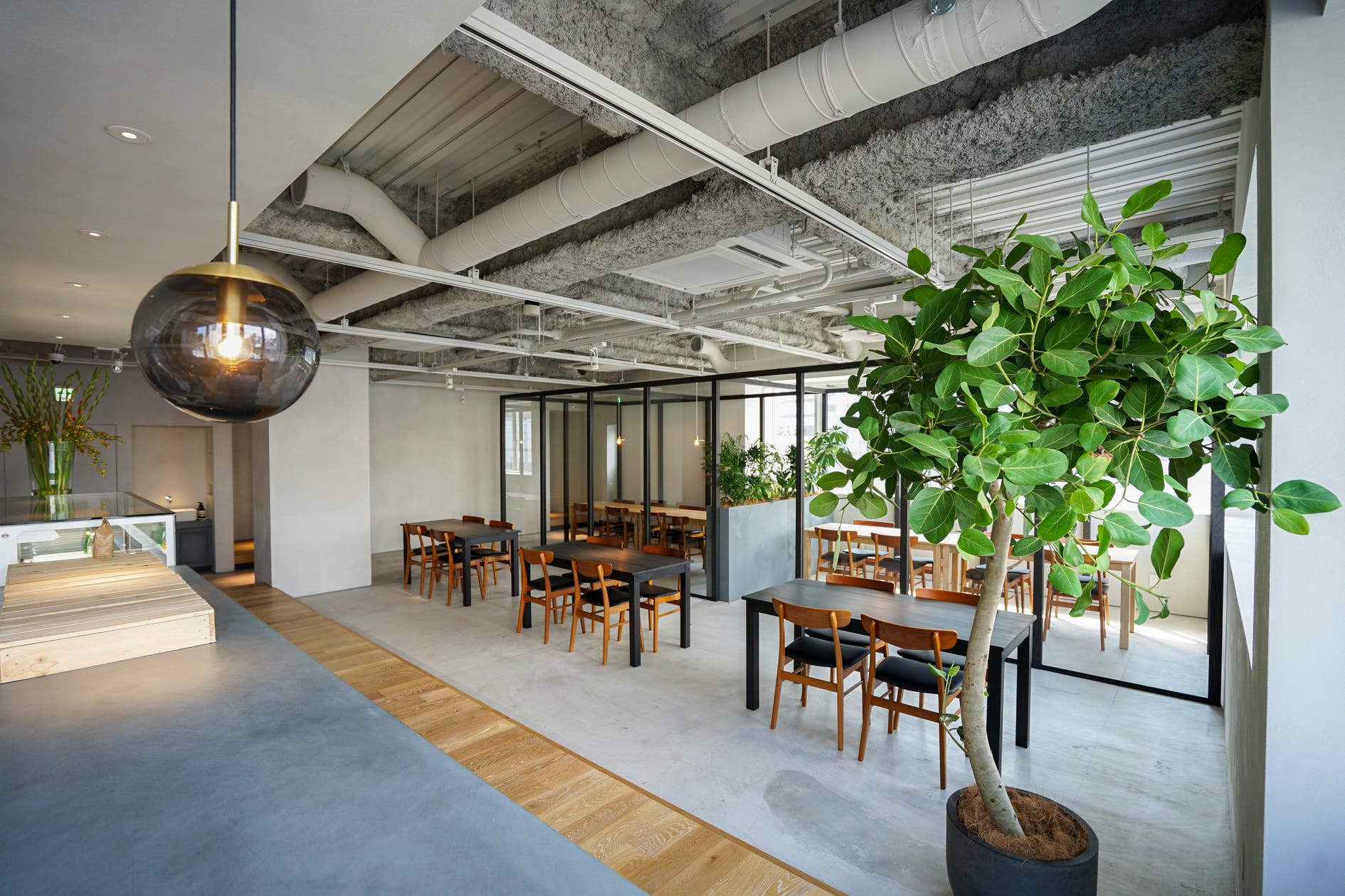 本厚木駅前の洗練されたデザインのカフェで、撮影・イベント・会議・勉強会！の写真6