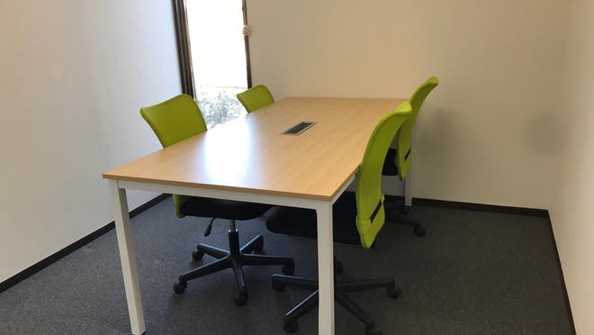 【完全個室】●テレワーク・リモートワークにおすすめ!● 【size S】西調布 会議室の写真1