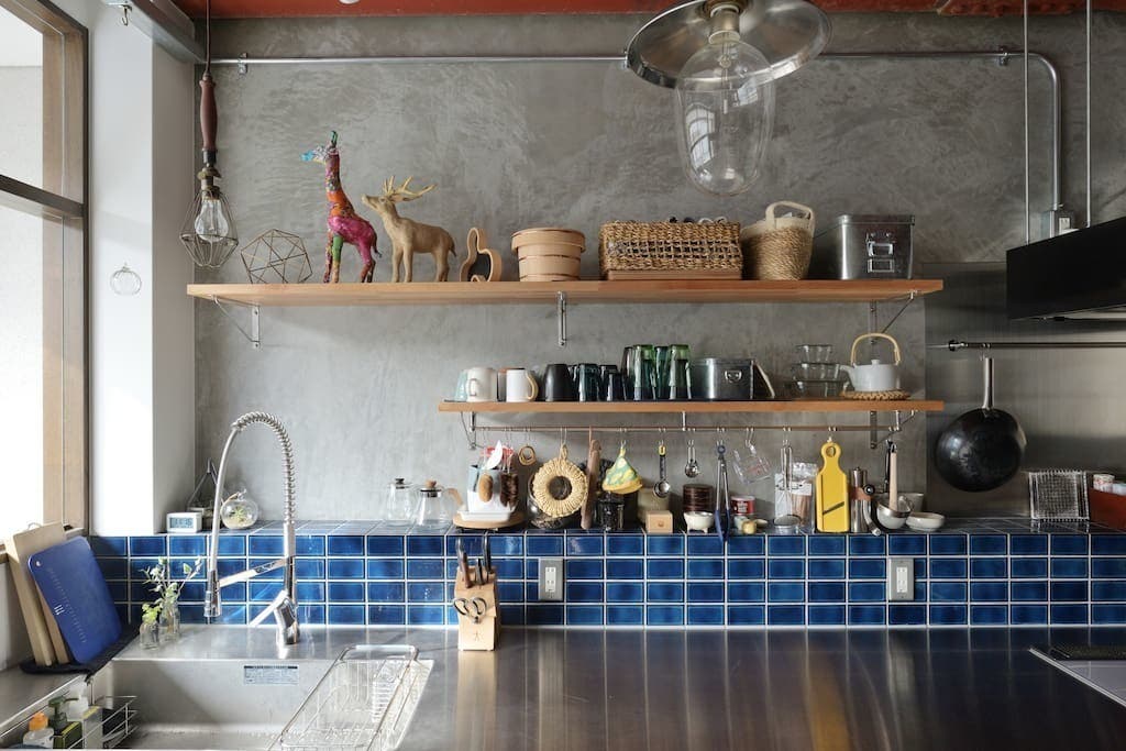 開放的でインダストリアルな雰囲気のスペースの写真12