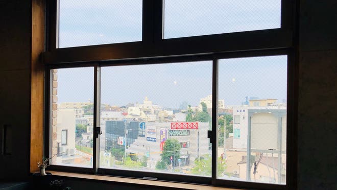 【下北沢駅徒歩3分!】最上階4階!窓が多く風通しも良く眺望も良し✨の写真17