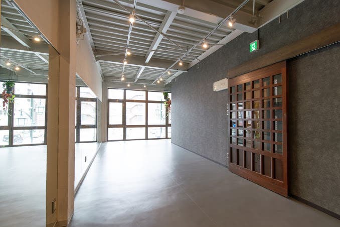 非日常なフラワー空間！！　パーティー・オフ会・女子会・誕生日会・ママ会・動画撮影・推し活・会議利用などの写真6