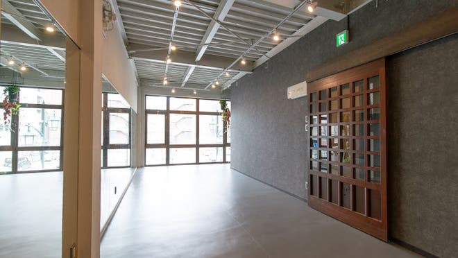 非日常なフラワー空間!! パーティー・オフ会・女子会・誕生日会・ママ会・動画撮影・推し活・会議利用などの写真6