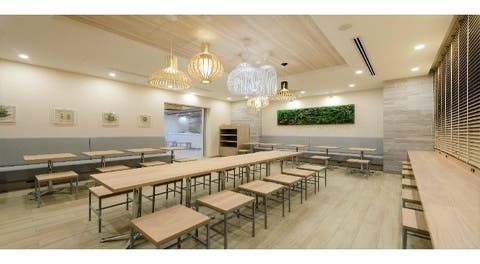 朝10時から利用可能！葛西駅徒歩3分のコワーキングスペース！(25名着席可能)