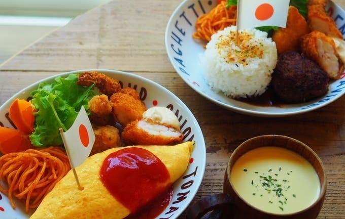 1時間半のワークショップ：ミニドールハウス・墨絵・うちわや扇子・粘土の和菓子・ケーキ制作と坪庭で作品撮影。予約リクエストの写真22