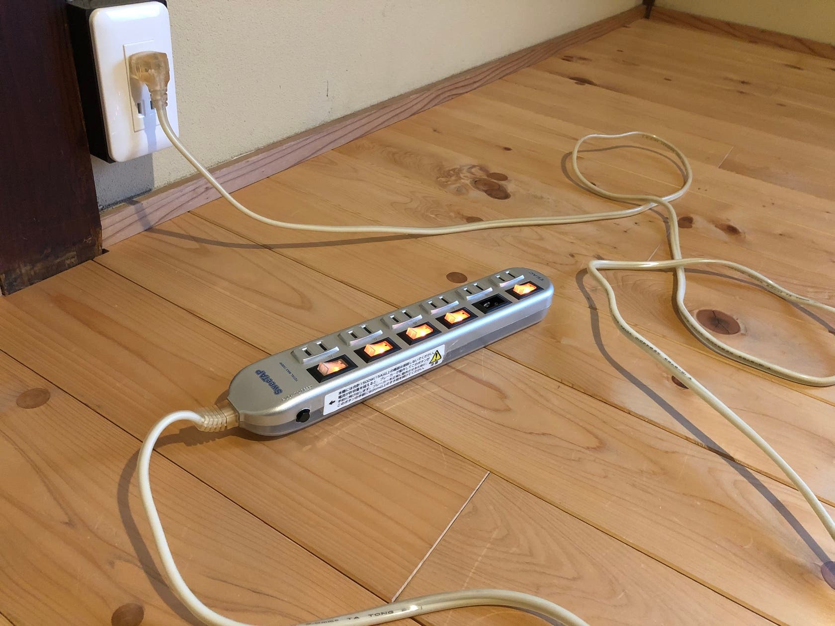 電源タップ/延長コードレンタルの画像1