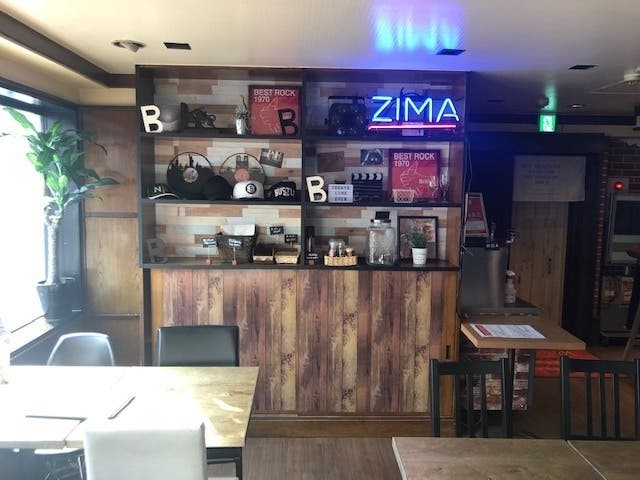 ピアノ,ドラム,スクリーン,DJ機材,女子会,パーティ,ライブ,二次会,飲み会,おしゃれ,レコード,の写真3