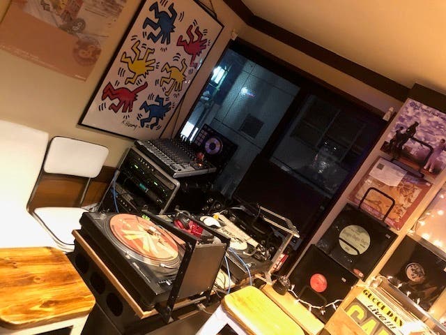 ピアノ,ドラム,スクリーン,DJ機材,女子会,パーティ,ライブ,二次会,飲み会,おしゃれ,レコード,の写真4