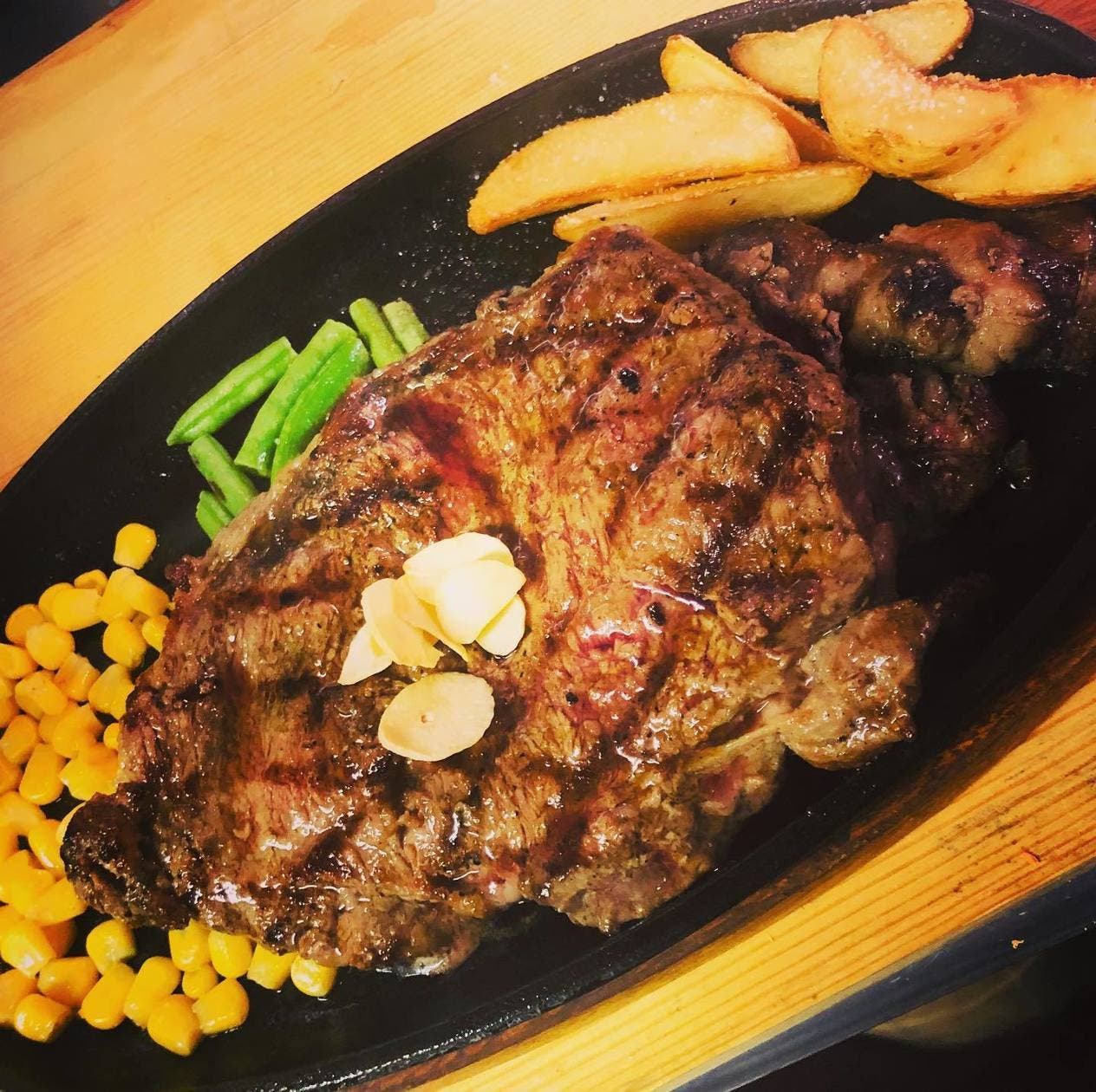 ピアノ,ドラム,スクリーン,DJ機材,女子会,パーティ,ライブ,二次会,飲み会,おしゃれ,レコード,の写真9