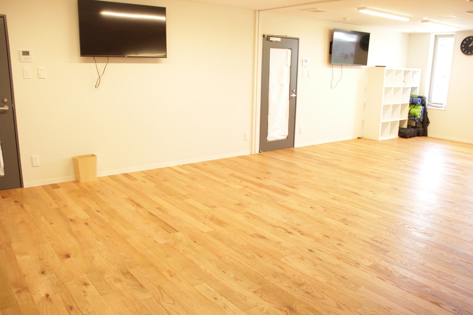 【幕張スタジオ】スタジオ仕様のレンタルスペース！会議/レッスン/お茶会/交流/勉強/ワークショップの写真5