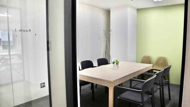 【明治神宮前徒歩1分!】清潔感◎リモート会議や打ち合わせにも!の写真1