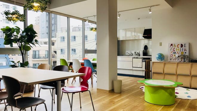 【駒沢:ラウンジルーム】お子様連れ大歓迎👌おもちゃ無料レンタル有🦖パーティー/お誕生日会/謝恩会/ママ会にぴったり🎉の写真2