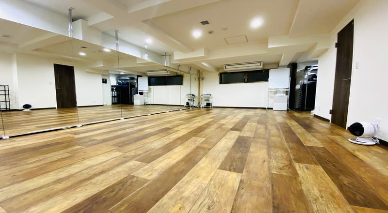 【王子駅徒歩4分】ダンスのできるレンタルスタジオ　高速フリーWi-fi完備！オンラインレッスンに◎　備品は全て無料です。