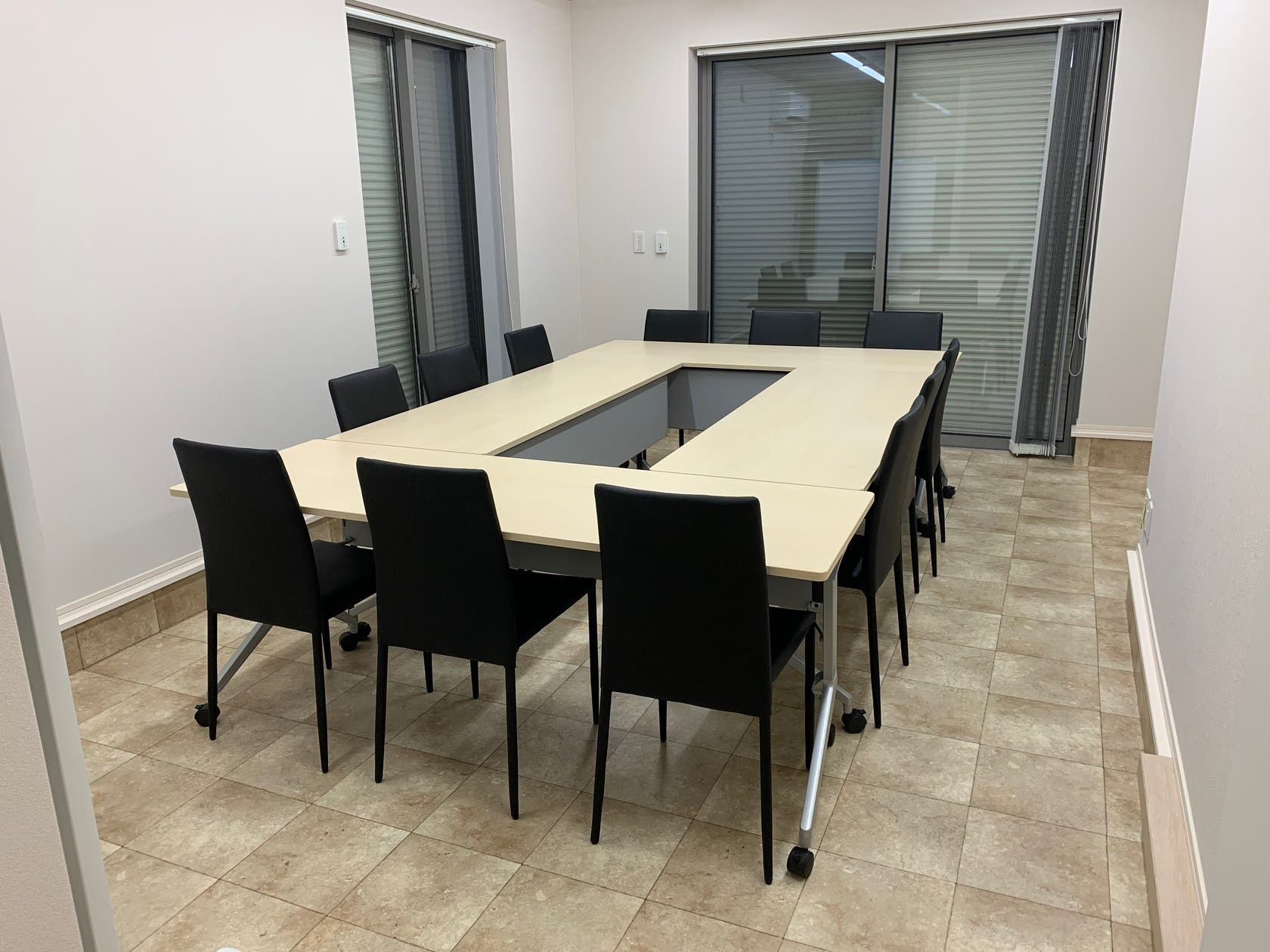 【高崎駅徒歩5分/駐車場付】少人数～15名・Wi-Fi・ホワイトボードありの写真5