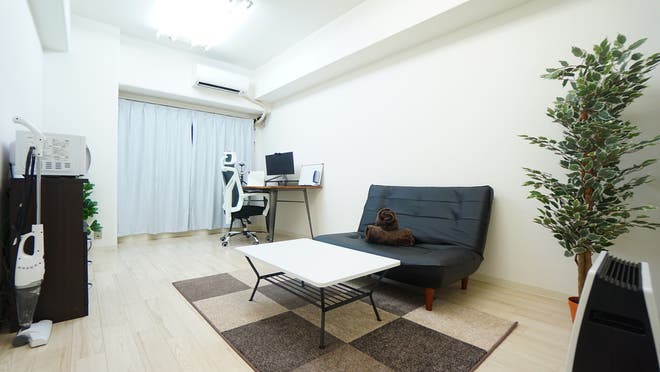 <新大阪ミニマルオフィス>完全個室✨Wi-Fi/モニター/ソファー/Webカメラ完備!テレワーク/Web会議/面接/商談の写真2