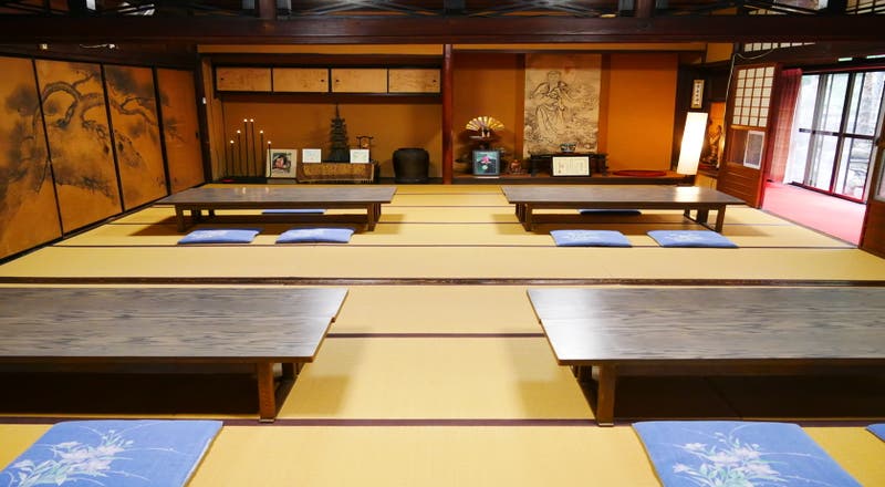 400年の歴史があるお寺の広間を開放します！〇〇会、〇〇撮影、会議利用など！