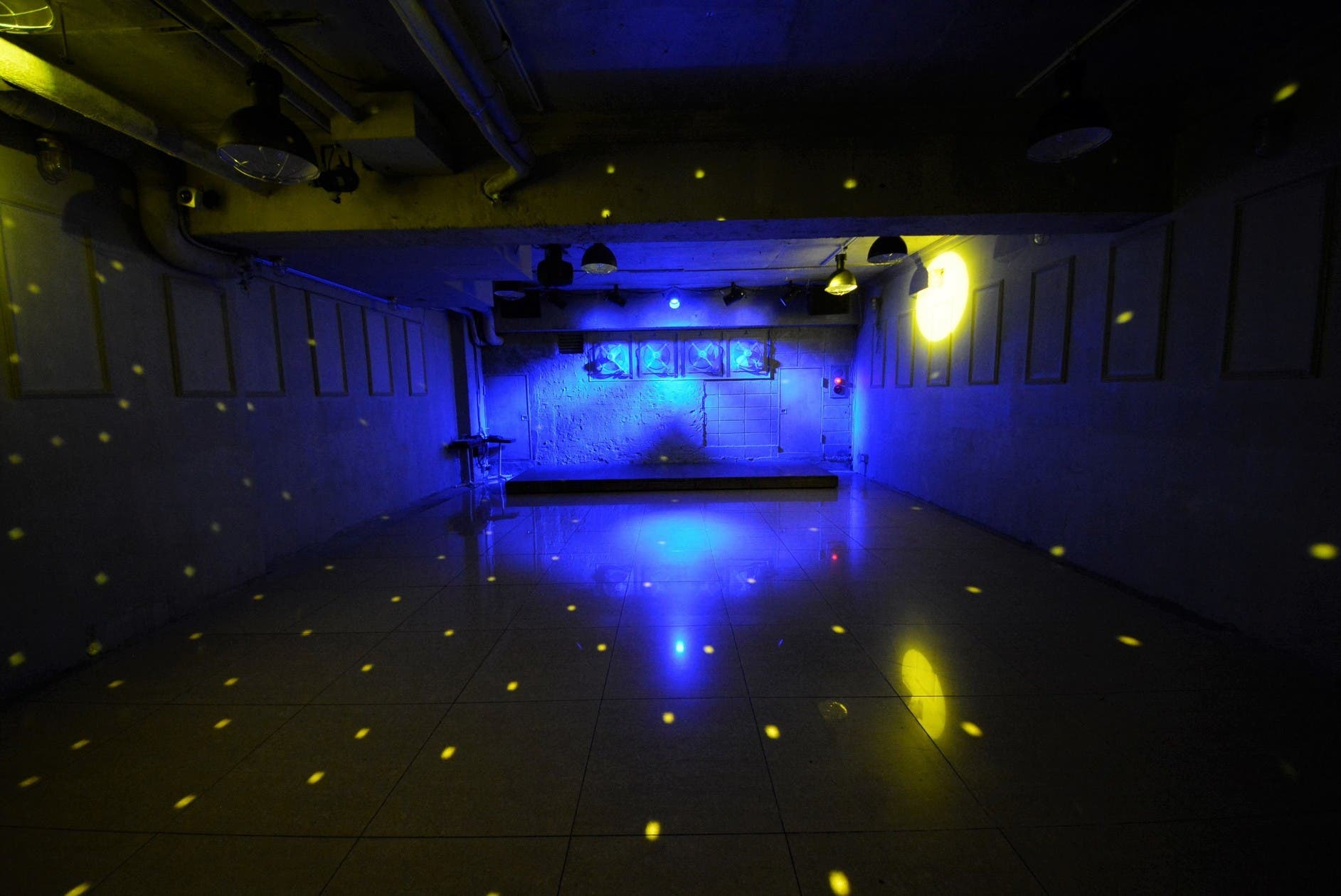 機材持ち込みOK / ステージ・音響・照明設備有/各種撮影・配信に【インダストリアルデザイン】の写真12