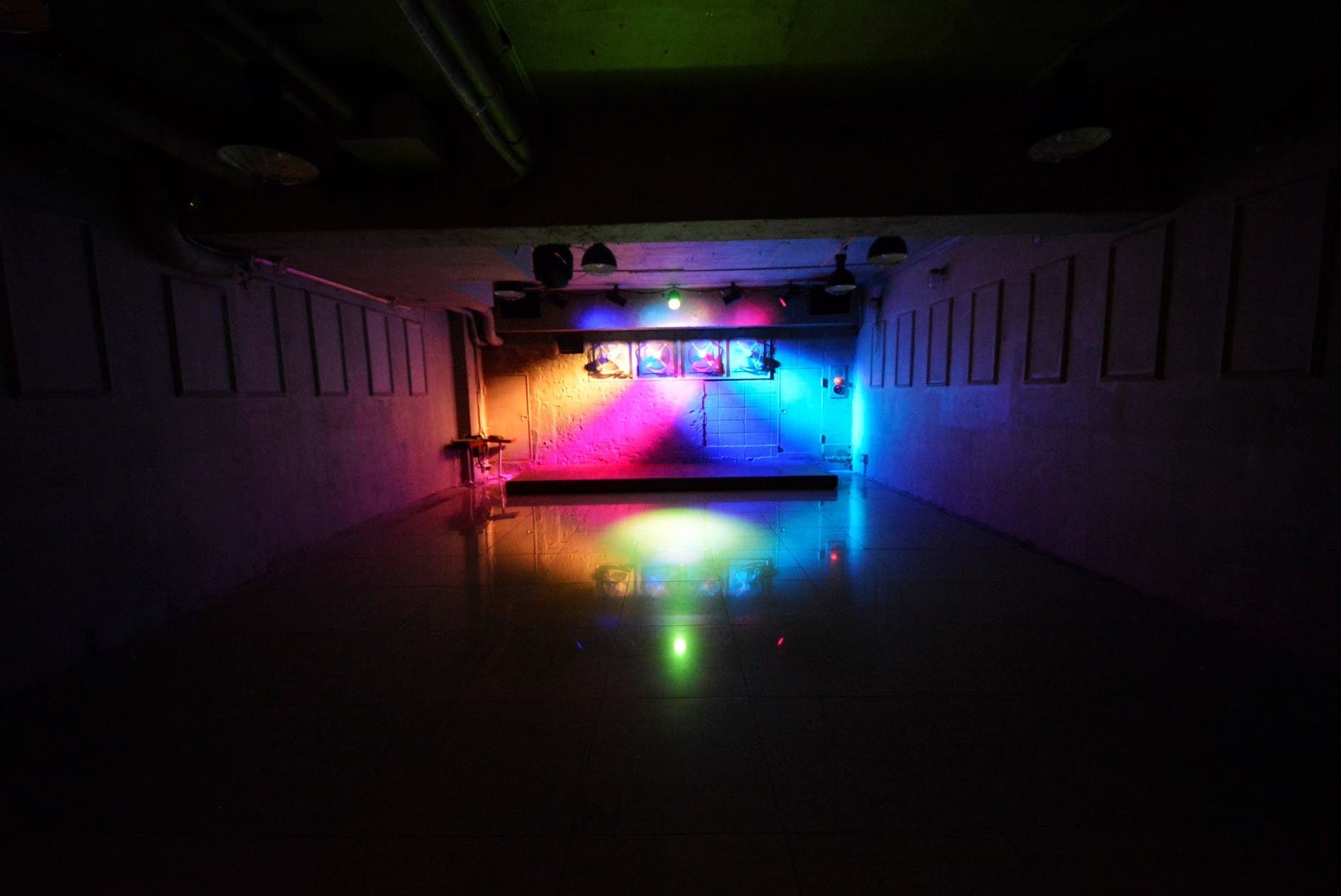 機材持ち込みOK / ステージ・音響・照明設備有/各種撮影・配信に【インダストリアルデザイン】の写真11