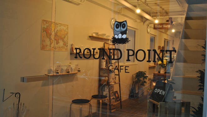 神戸元町・栄町 裏路地にあるカフェ2F 個展・セミナー・打合せに(Wi-Fi・プロジェクター完備) の写真3