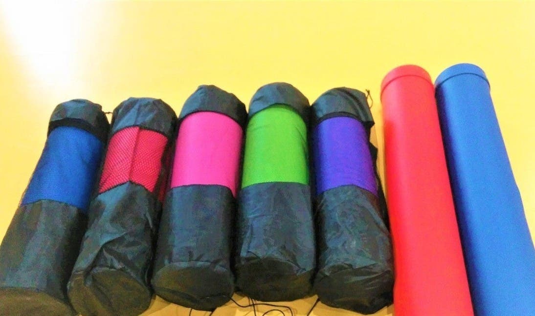 ヨガマット5枚、ストレッチポール2本の画像1