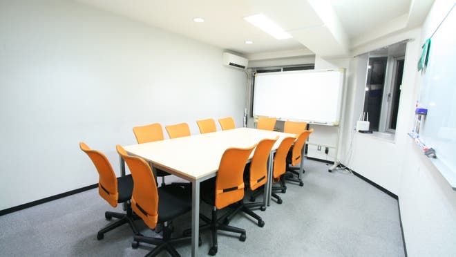 【新宿西口駅近】プロジェクター・WiFi全て無料!ふれあい貸し会議室 新宿B-801(旧ワンコイン会議室新宿 新宿西口会議室A)の写真4