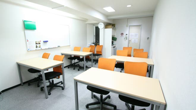 【新宿西口駅近】プロジェクター・WiFi全て無料!ふれあい貸し会議室 新宿B-801(旧ワンコイン会議室新宿 新宿西口会議室A)の写真12