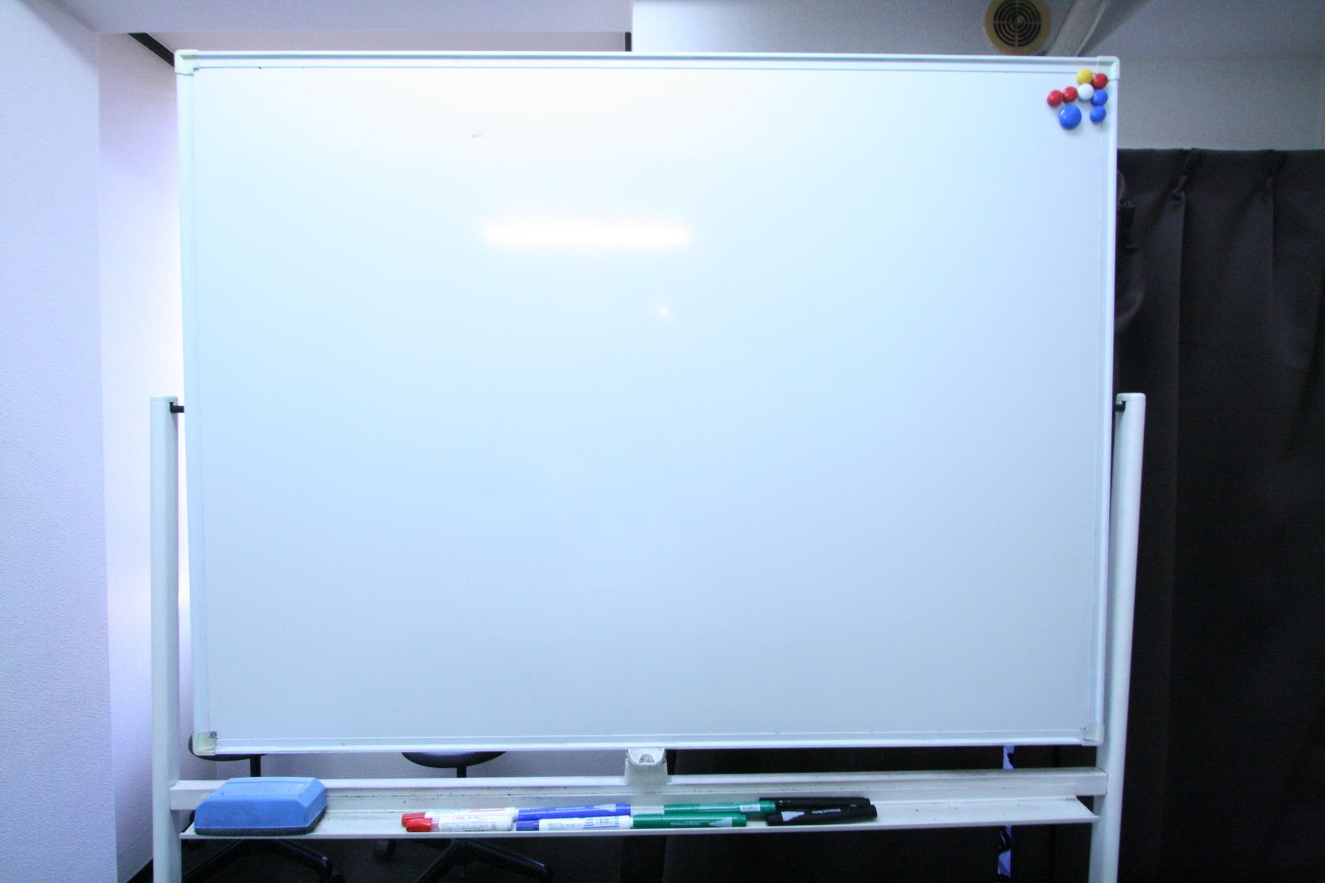 【高田馬場駅徒歩0分！】個室会議向け！ふれあい貸し会議室 高田馬場A（旧ワンコイン会議室高田馬場 早稲田口会議室）の写真16