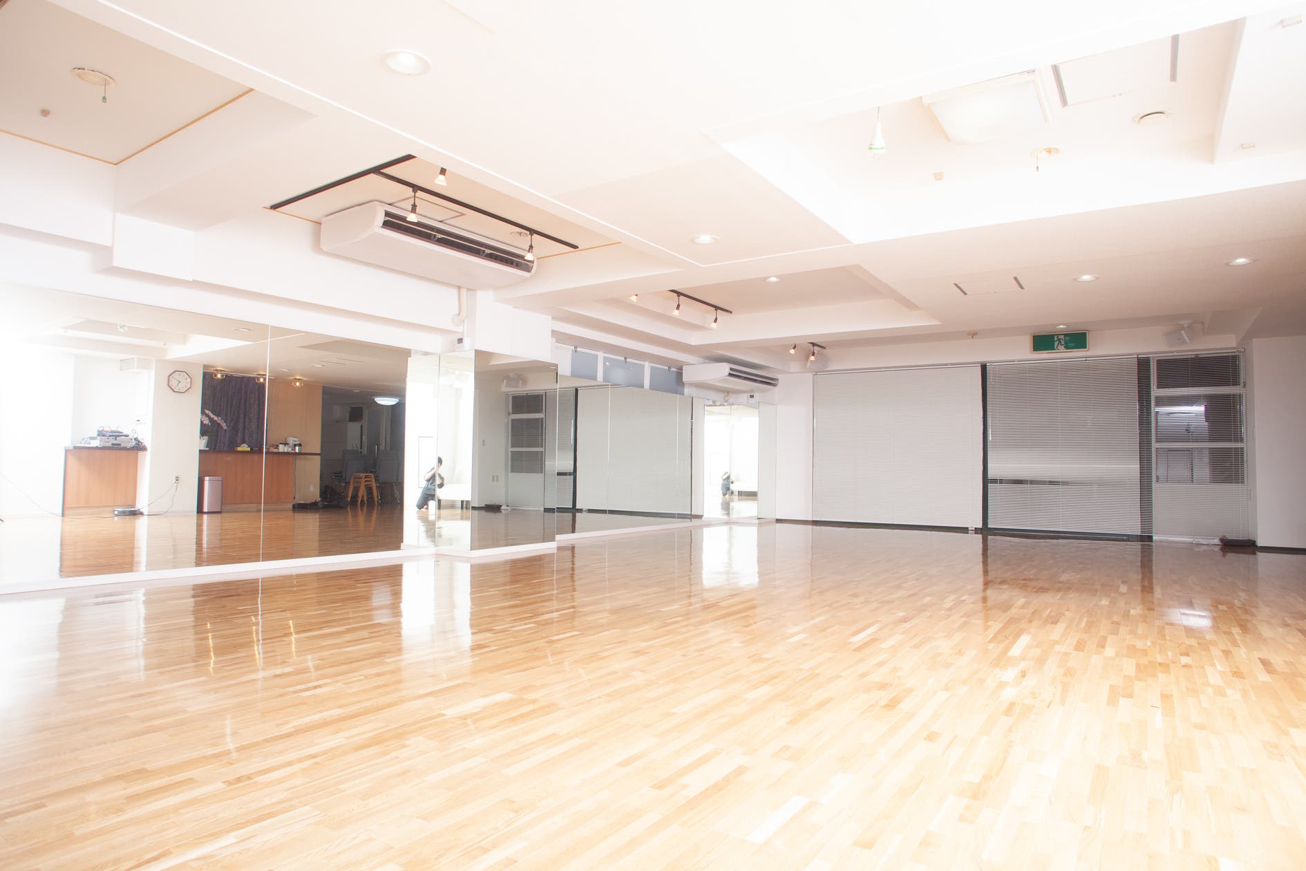 総面積160㎡のレンタルスペース、専用無料駐車場スペースあり。の写真6