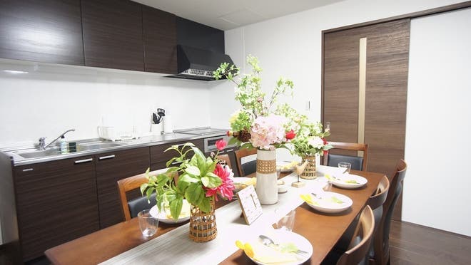 キッチン付き築浅戸建てホテル!「滞在型レンタルオフィス」としても!広々空間で女子会・誕生日会・ママ会等!の写真5